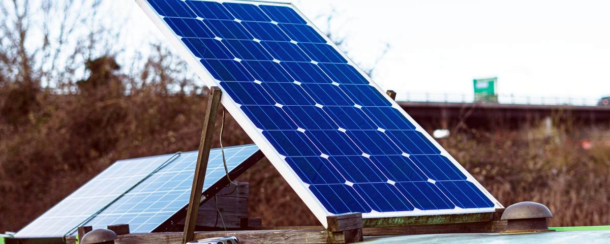 Simple Solar Panel System - Setup & Equipment Guide (2025)